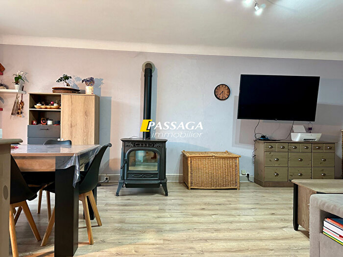 Maison à vendre - Saint-Laurent-dOlt - 6 pièces - 5 chambres