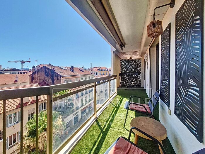 Appartement à vendre - Cannes, Centre-ville - 2 pièces - 1 chambre