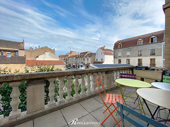 Appartement à vendre - Dijon, Centre-ville - 4 pièces - 2 chambres