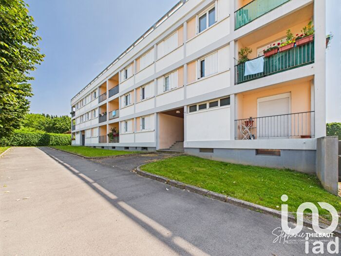Appartement à vendre - Contrexéville - 3 pièces - 2 chambres