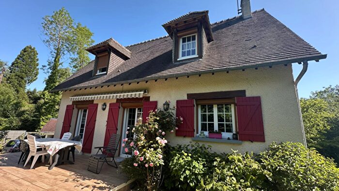 Maison 5 pièces à Saint-Georges-du-Vièvre, à vendre
