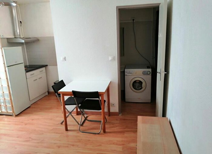 Appartement à louer - Narbonne, Egassieral - 2 pièces - 1 chambre