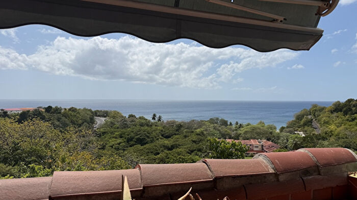 Appartement à louer - Sch lcher, Schoelcher - 3 pièces - 2 chambres