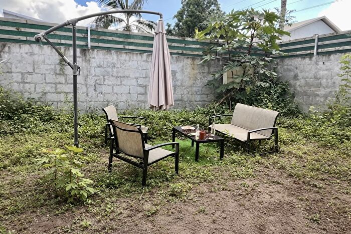 Maison à vendre - Saint-Louis, La Rivière, Ouaki - 2 pièces - 1 chambre