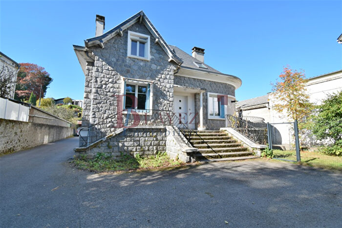 Ussel : Maison 7 pièces à vendre