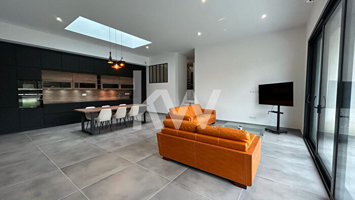 Maison à vendre - Saint-Jean-de-Braye, Ouest - 5 pièces - 3 chambres