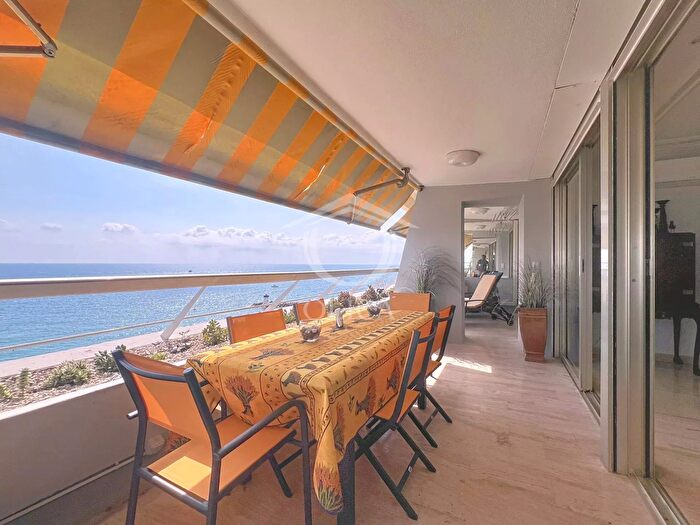 Appartement à vendre - Villeneuve-Loubet, Plage - 3 pièces - 3 chambres