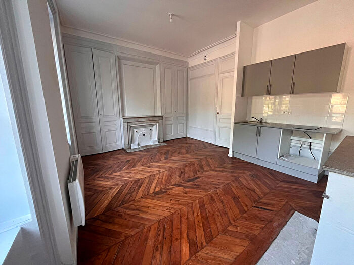Appartement 1 pièce à Lyon 9ème, Vaise, Rochecardon, à louer