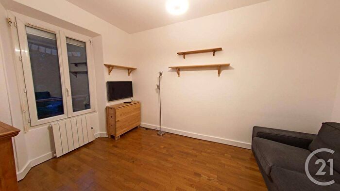 Appartement 2 pièces à louer à Maisons-Alfort