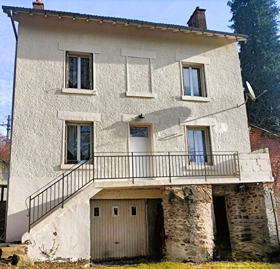 Maison à vendre - Ambazac - 6 pièces - 4 chambres