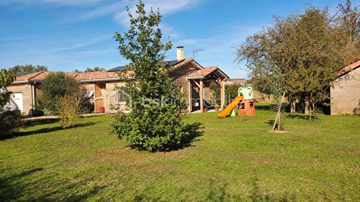 Maison à vendre - Saint-Pardoux-Isaac - 4 pièces - 3 chambres