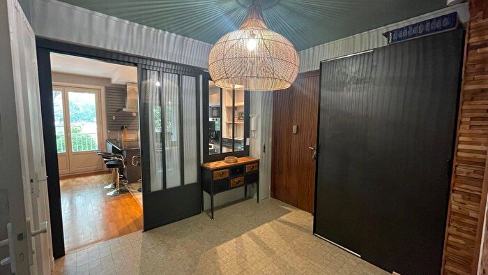 Appartement à louer - Saint Vincent, Lyon er arrondissement - 3 pièces - 2 chambres