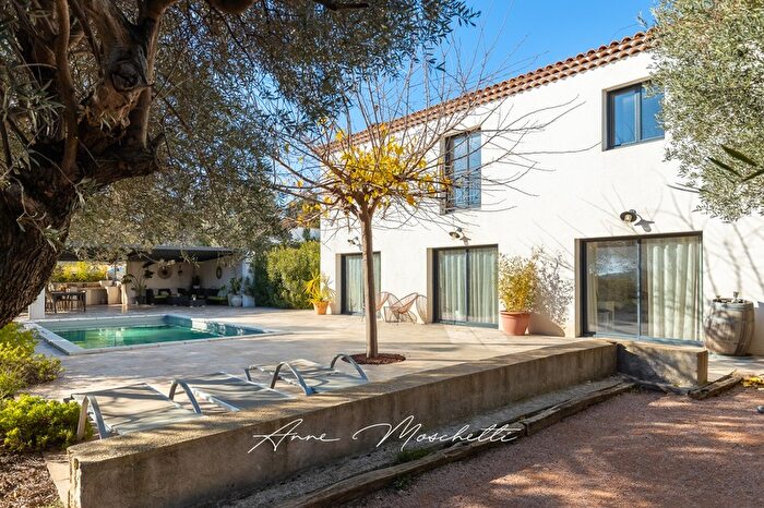 Maison à vendre - Ceyreste - 6 pièces - 5 chambres