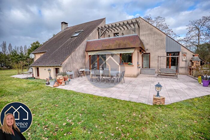 Maison à vendre - Écluzelles - 5 pièces - 4 chambres