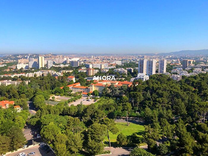 Appartement à louer - Mazargues, Marseille ème arrondissement - 2 pièces - 1 chambre