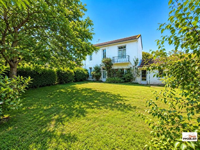 Maison 5 pièces à vendre à Angoulême