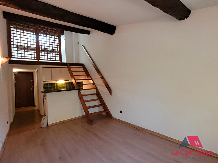 Appartement 1 pièce à Aix-en-Provence, Centre-ville, à louer