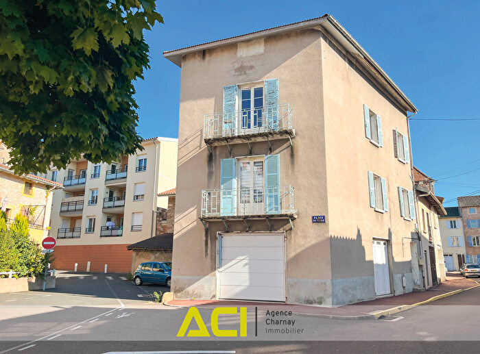 Saint-Laurent-sur-Saône : Maison 4 pièces à vendre