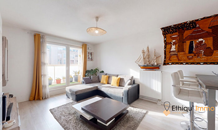 Appartement 3 pièces à vendre - Strasbourg, Meinau, Plaine des Bouchers, Hohwarth