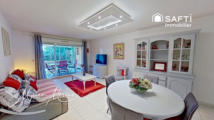 Appartement à vendre - Fréjus, Saint-Aygulf - 3 pièces - 2 chambres