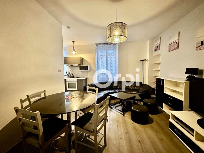 Appartement à louer - Centre, Soissons - 3 pièces - 2 chambres