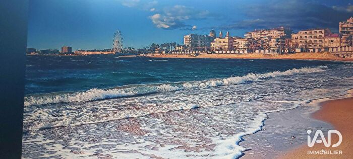 Appartement à vendre - Saint-Raphaël, Centre-ville - 2 pièces - 1 chambre