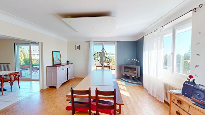 Maison à vendre - Baraqueville - 7 pièces - 6 chambres