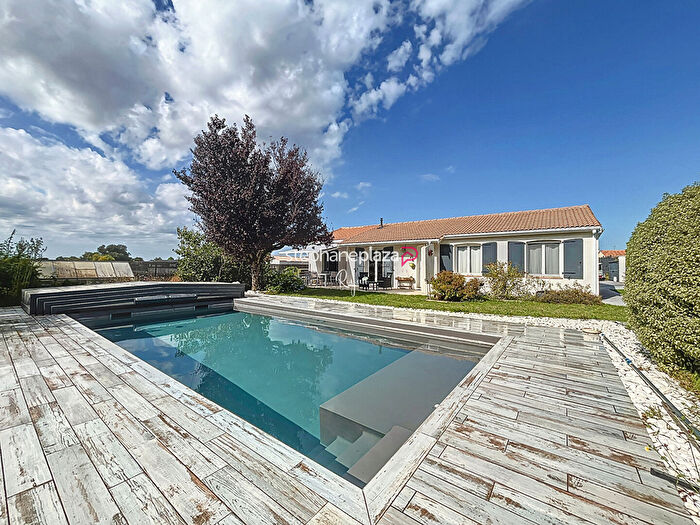 Maison à vendre - Semussac - 5 pièces - 3 chambres