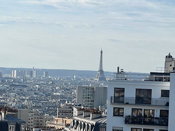 Appartement à louer - Buttes Chaumont, Paris ème arrondissement - 4 pièces - 3 chambres
