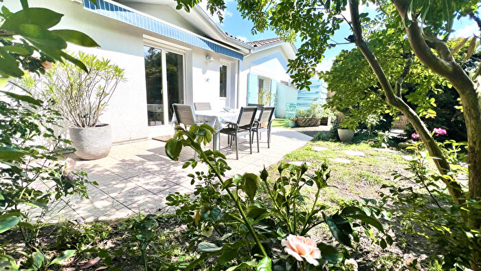 Maison à vendre - Audenge - 4 pièces - 3 chambres