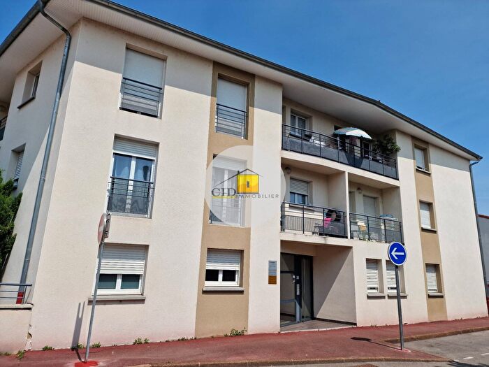 Appartement 3 pièces à Saint-Laurent-de-Mure, à louer
