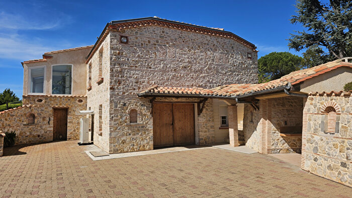 Maison à vendre - Tonneins - 4 pièces - 3 chambres