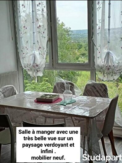 Appartement 1 pièce à louer à Les Linandes, Cergy