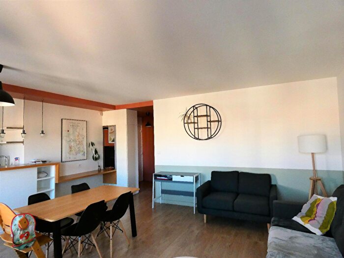 Appartement à louer - Marseille er , Opéra - 2 pièces - 1 chambre