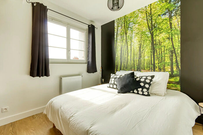 Appartement à vendre - Fontainebleau, France, Joffre - 2 pièces - 1 chambre