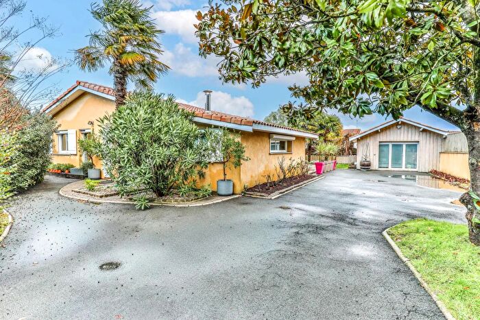 Maison à vendre - La Teste-de-Buch, LEnclos dAlis, Notre-Dame des Monts, Ninots, Miquelots - 5 pièces - 4 chambres