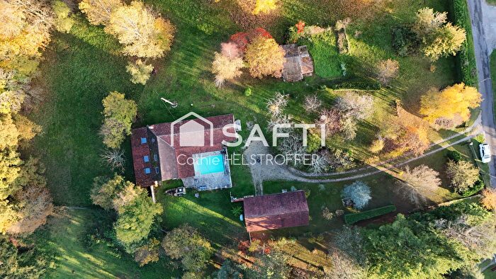 Maison à vendre - Le Vigan - 6 pièces - 4 chambres