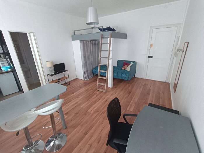 Appartement 1 pièce à Centre Ville, Amiens, à louer
