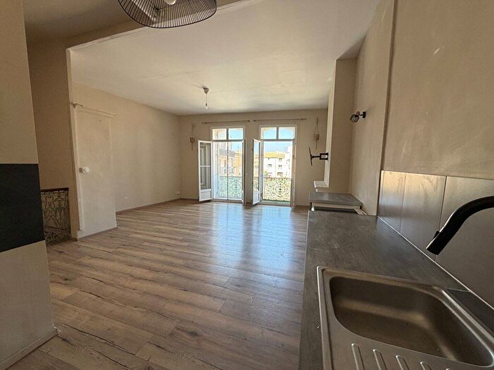 Appartement à louer - Centre Ville, Villeneuve-lès-Maguelone - 4 pièces - 3 chambres