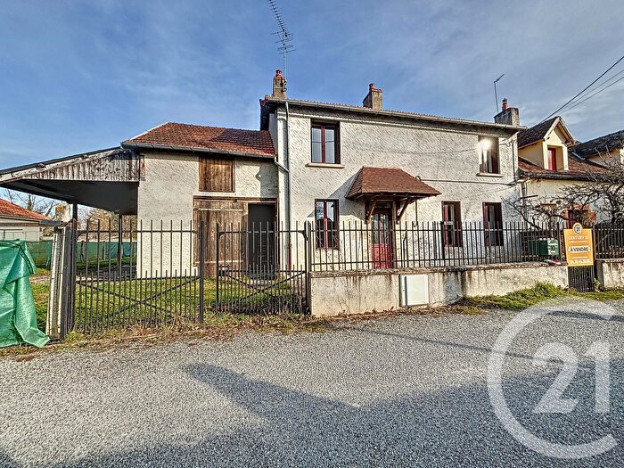 Maison à vendre - Saint-Pourçain-sur-Sioule - 5 pièces - 4 chambres