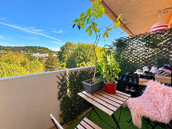 Villebon-sur-Yvette : Appartement 1 pièce à louer