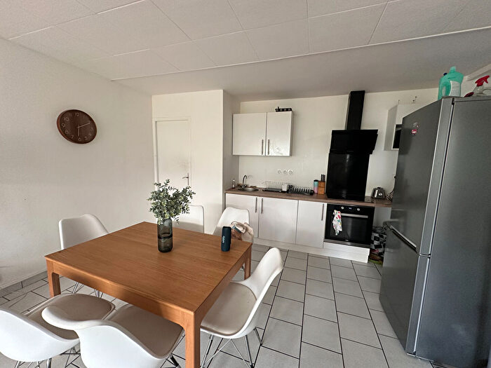 Appartement à louer - Vénissieux, Georges Levy, Ernest Renan, Moulin à vent - 1 pièce - 1 chambre