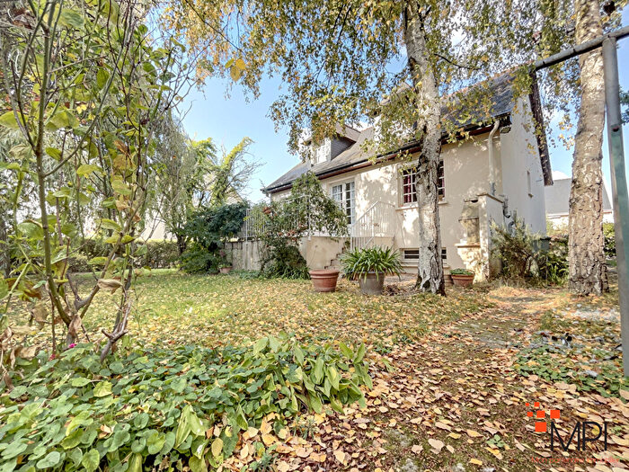 Maison à vendre - Vezin-le-Coquet - 5 pièces - 3 chambres