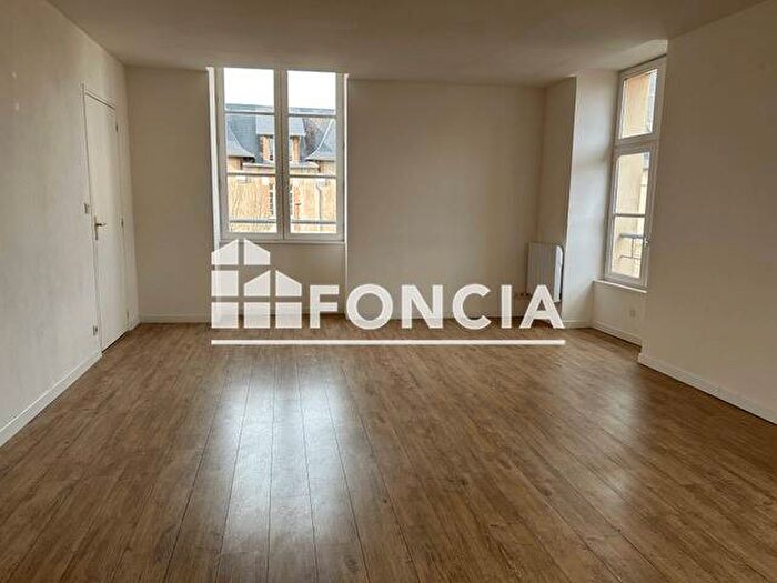 Appartement à louer - Centre Ville, Montargis - 3 pièces - 2 chambres