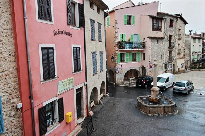 Appartement à louer - Le Broc - 3 pièces - 2 chambres