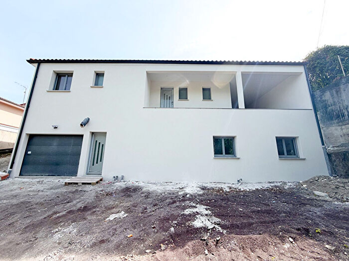 Maison à vendre - Châteaugay - 7 pièces - 6 chambres