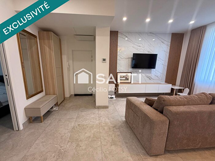 Appartement à vendre - Toulon, Saint-Jean du Var - 3 pièces - 2 chambres