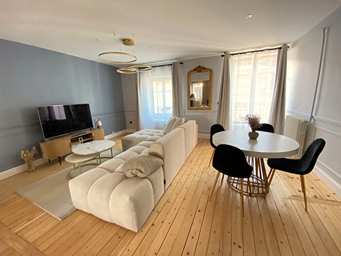 Appartement à vendre - Bourges, Centre-ville, Charlet, Lahitolle, Pignoux, Sembat - 4 pièces - 3 chambres