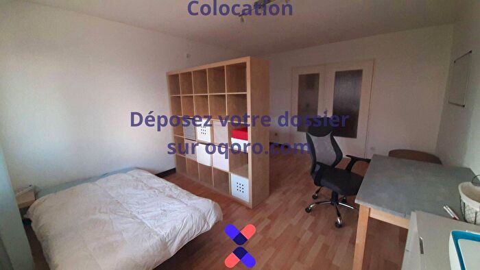 Appartement à louer - Neudorf Est Centre, Strasbourg - 4 pièces - 3 chambres