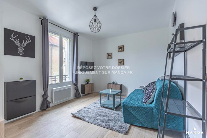 Appartement à louer - Conflans-Sainte-Honorine, Vieux Conflans - 1 pièce